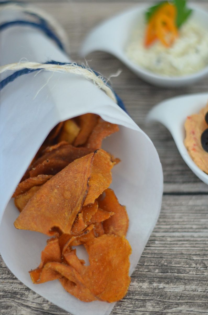 Barbecue à la BRESSO: Süßkartoffelchips mit Frischkäse-Dip – Graziellas ...